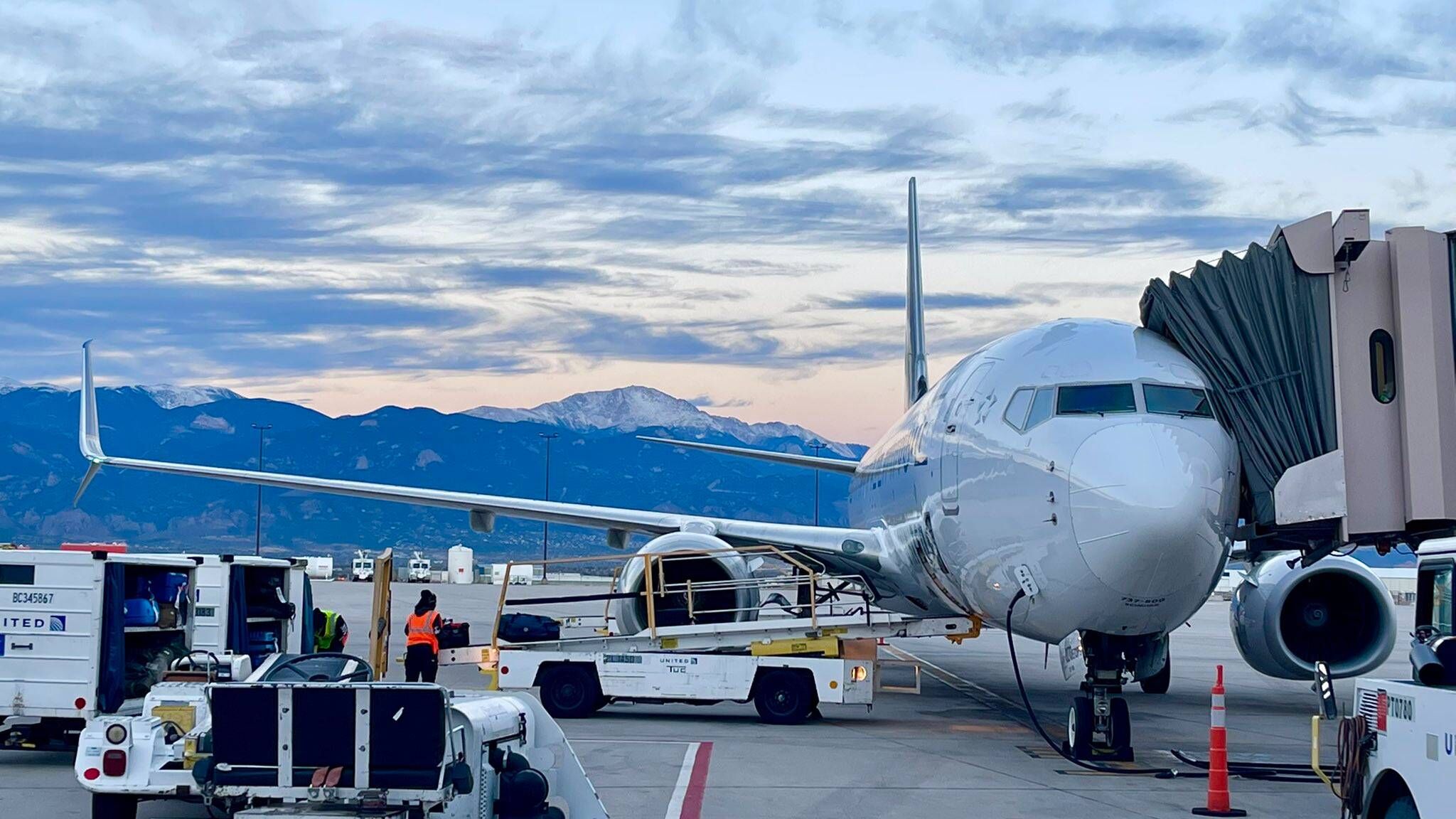 Burrell Aviation, AGI announce national partnership for cargo ...