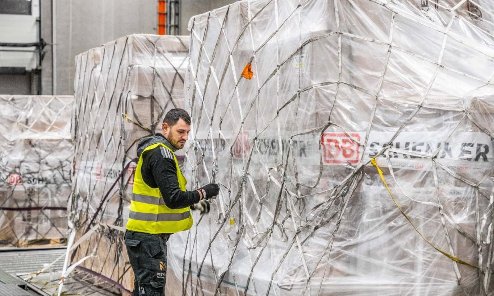 DB Schenker, cargo.one to connect more than 50 airlines