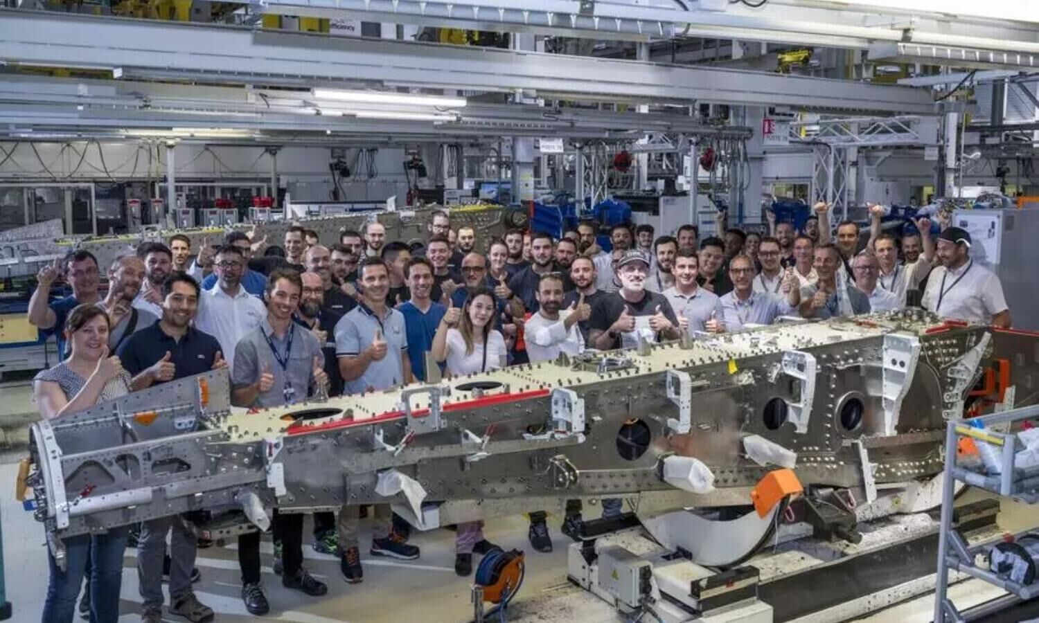 A350F engine pylons, tools in production as final assembly nears