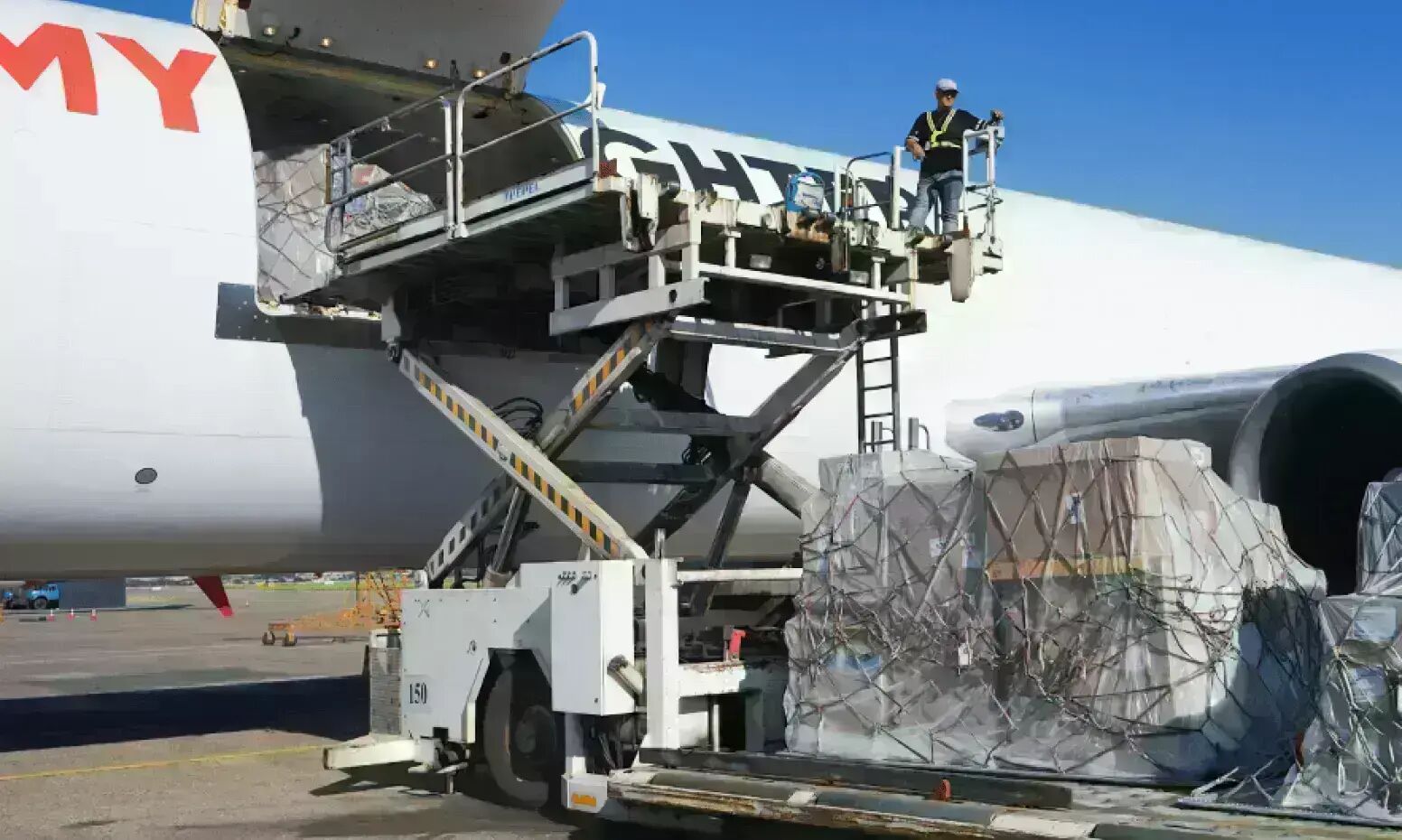My Freighter starts PVG-TAS-AMS cargo flights twice a week